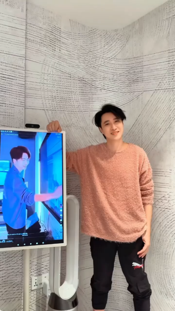 Swosh Interactive Solutions - Singapore 1st Interactive Touchscreen Display